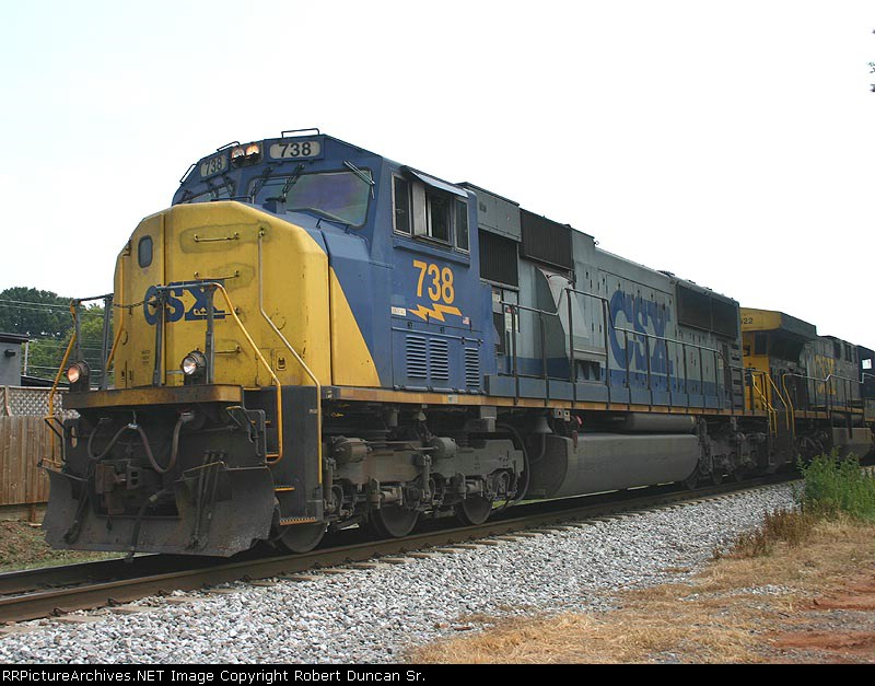 CSX 738